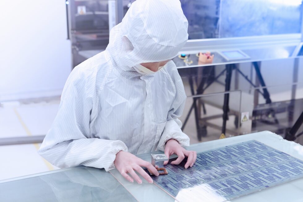 Cleanroom ISO Classifications - EMMA International